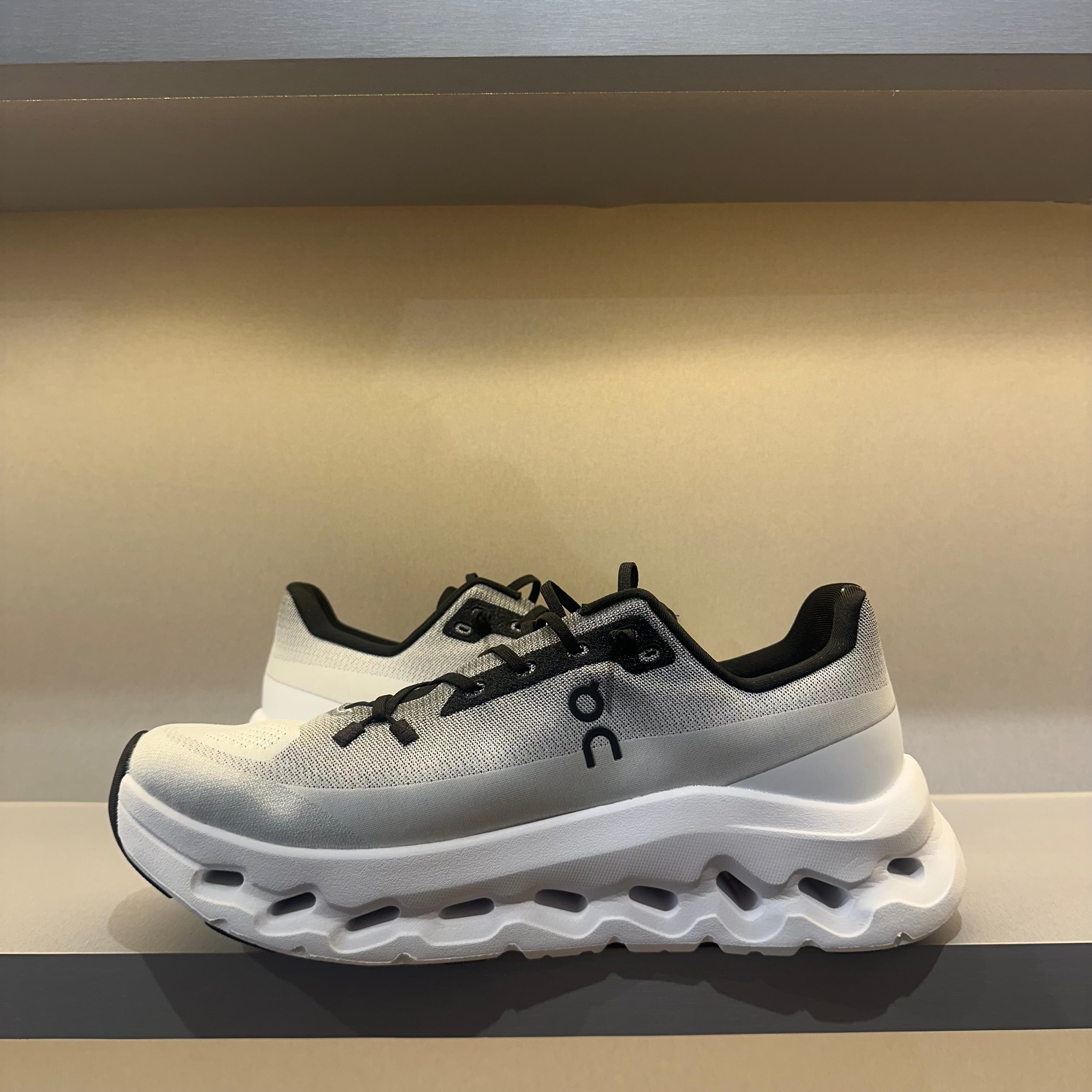 On Running Cloudtilt Black Ivory (Pronta Entrega) – Xo Gang Brazil